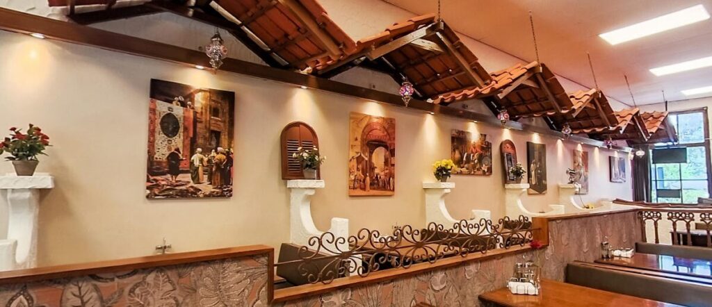 360 graden: Barada Restaurant - Mackrad.nl